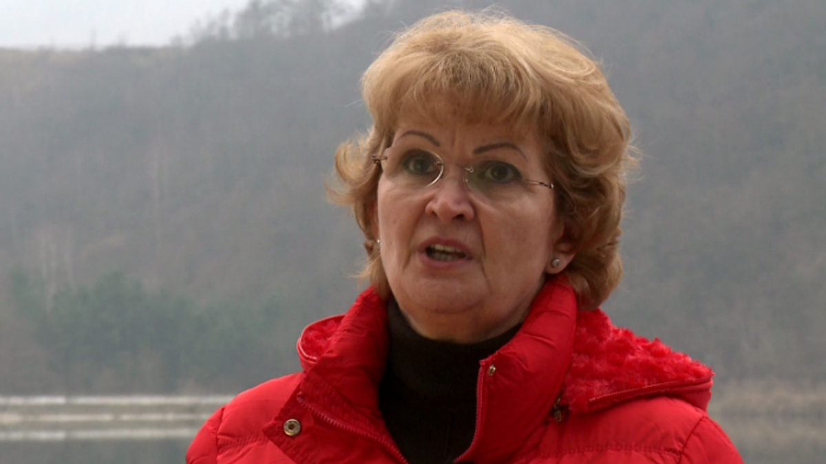 Gizka rieši ďalší problém: Dieťa čaká dieťa a babka „bastarda“ nechce ...