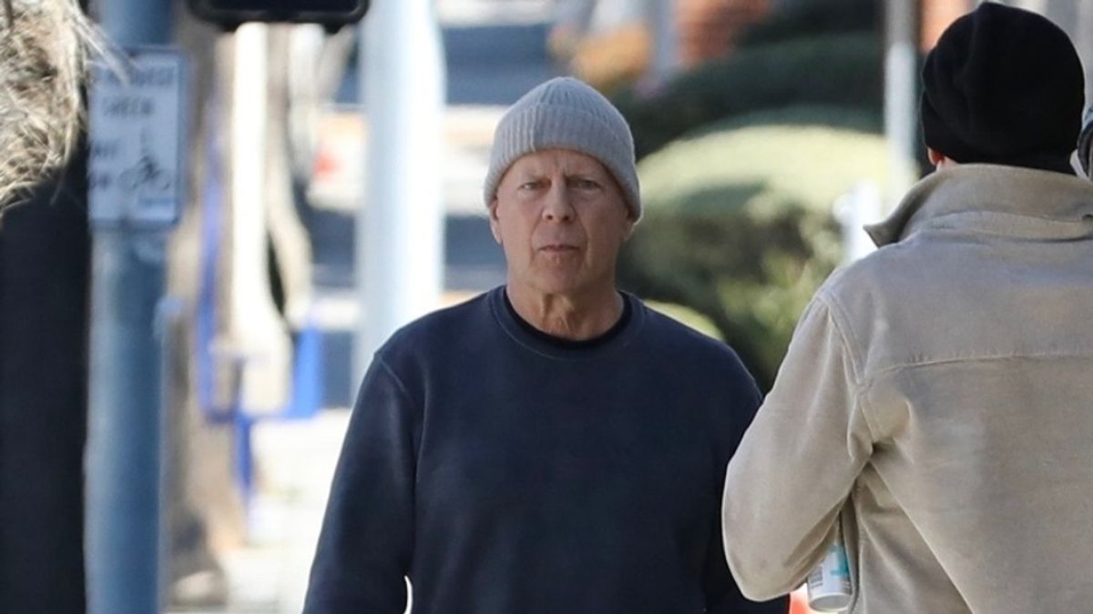 Bruce Willis na prvej fotografii s vnučkou. Fanúšikom sa hrnú slzy do ...