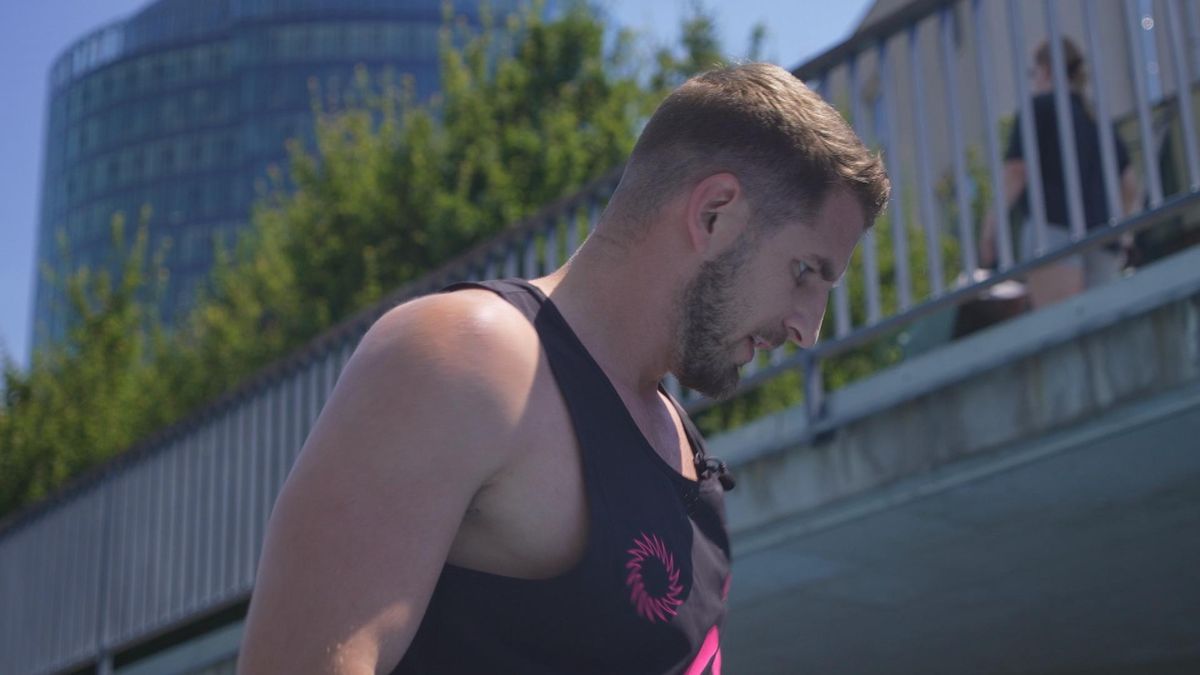 Nový moderátor Markízy Marek Polomský je v skvelej forme. Tričko išlo ...