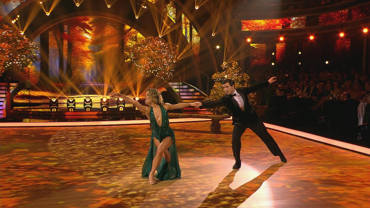 1. kolo - Kristián Baran a Dominika Rošková - VIEDENSKÝ VALČÍK: JVKE ...