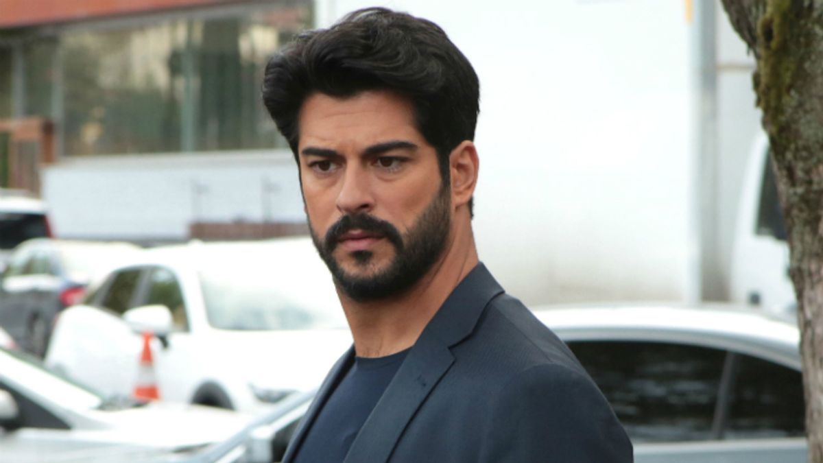 Kemal z Nekonečnej lásky v novej reklame: Dámy, tu by ste chceli nakupovať! | TV Markíza