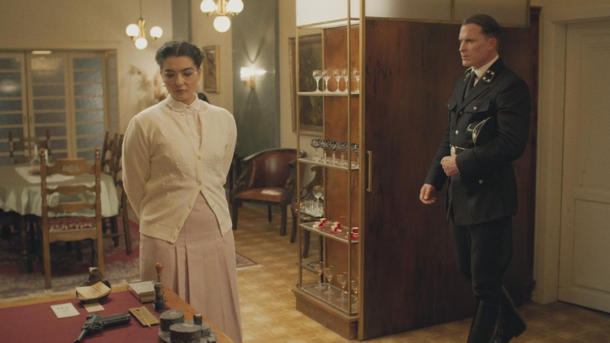 Ester v nebezpečenstve: Walter ju prichytil | TV Markíza