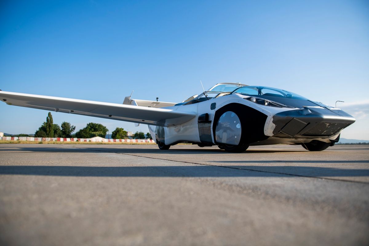 Z Nitry do Bratislavy za 30 minút. Nové lietajúce auto zo Slovenska ...