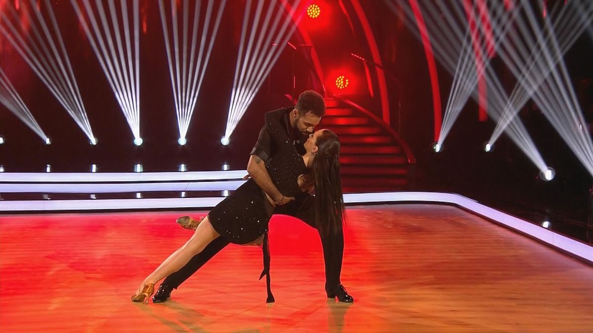 1. kolo - Ráchel Šoltésová a Titus Ablorh - RUMBA: Paula Abdul - Rush ...