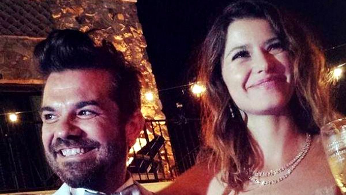 Vydatá Beren Saat: Pozrite sa, ako vyzeral jej svadobný outfit! | TV Markíza