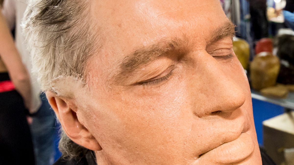 Perfektná premena Skrúcaného na Presleyho: Z tej sánky vám padne sánka ...