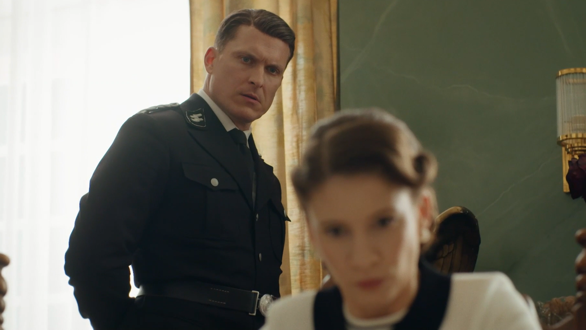 Dunaj, k vašim službám. Walter sa vyhráža Šarlote smrťou: Netuší však ...